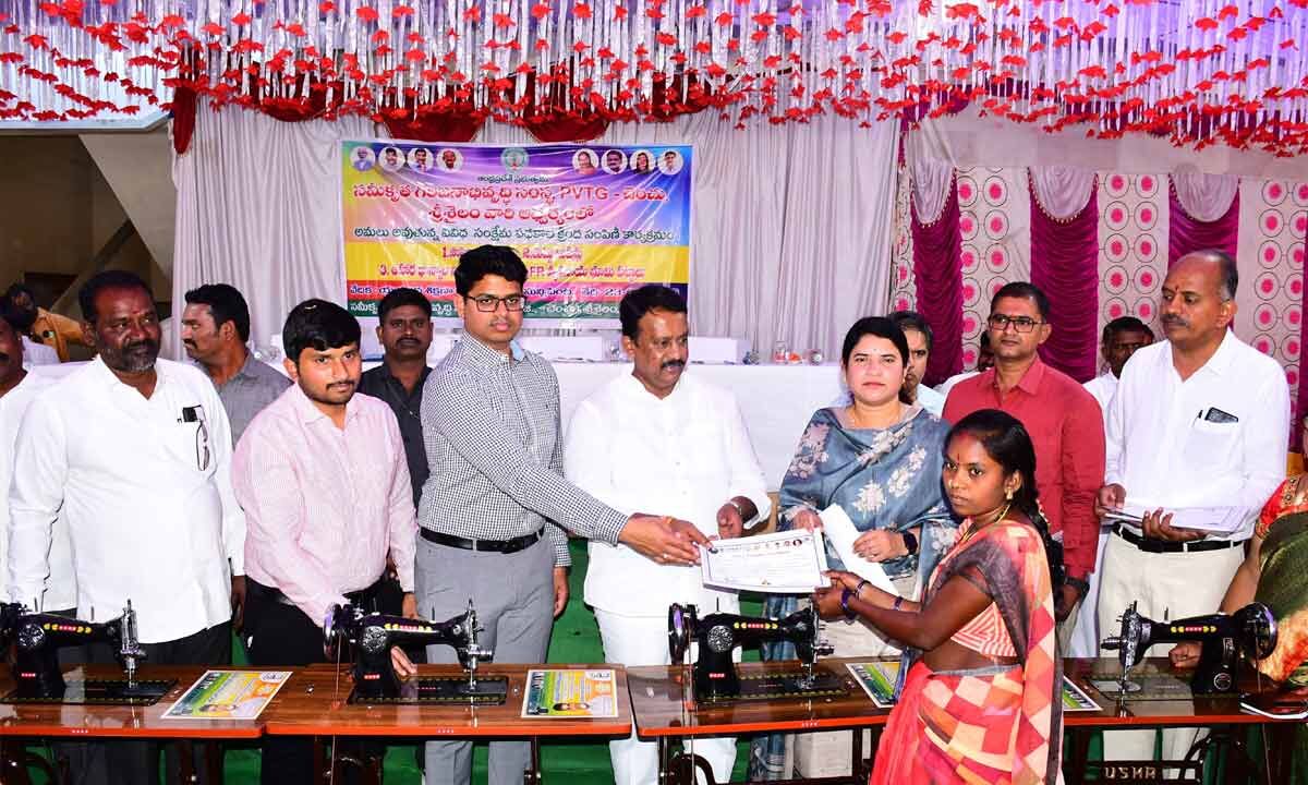 Sewing machines distributed to 30 needy tribal women