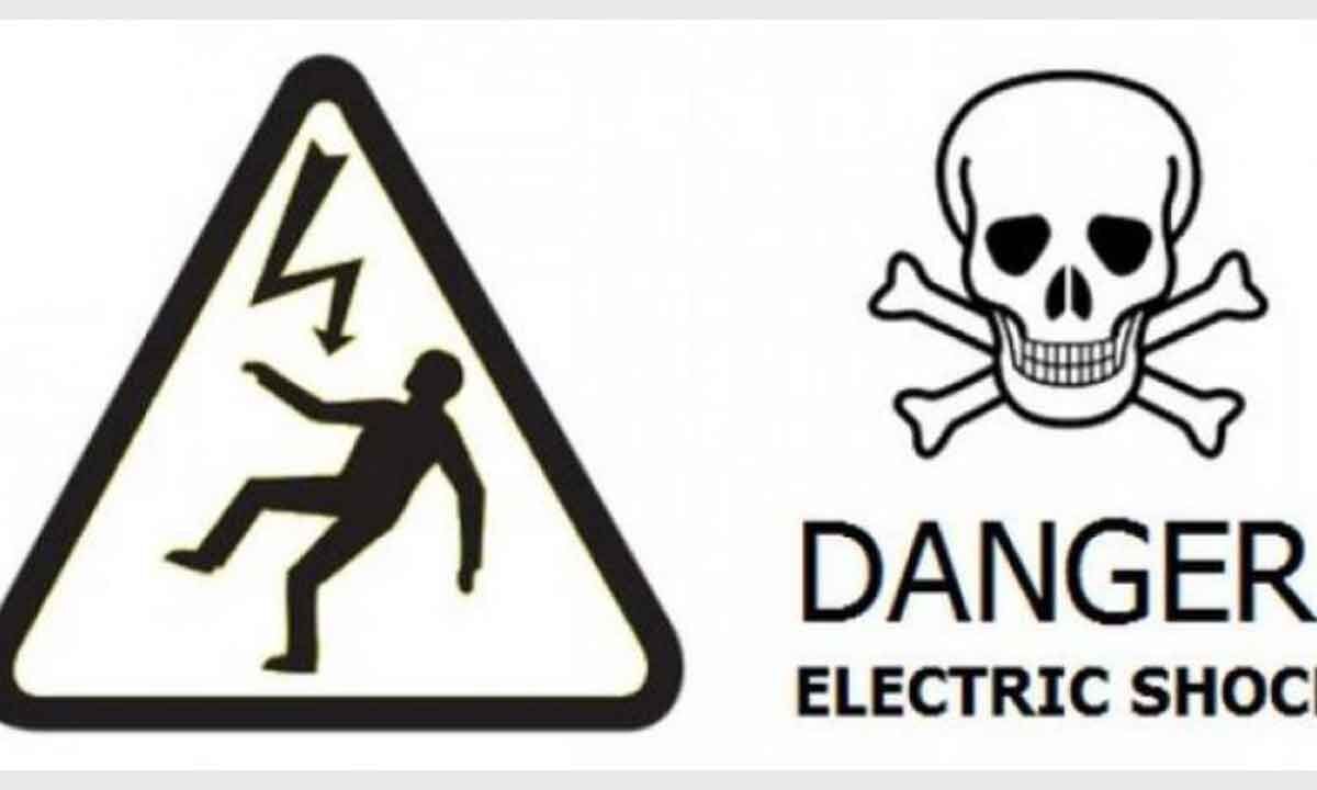 Four electrocuted in Pedakakani
