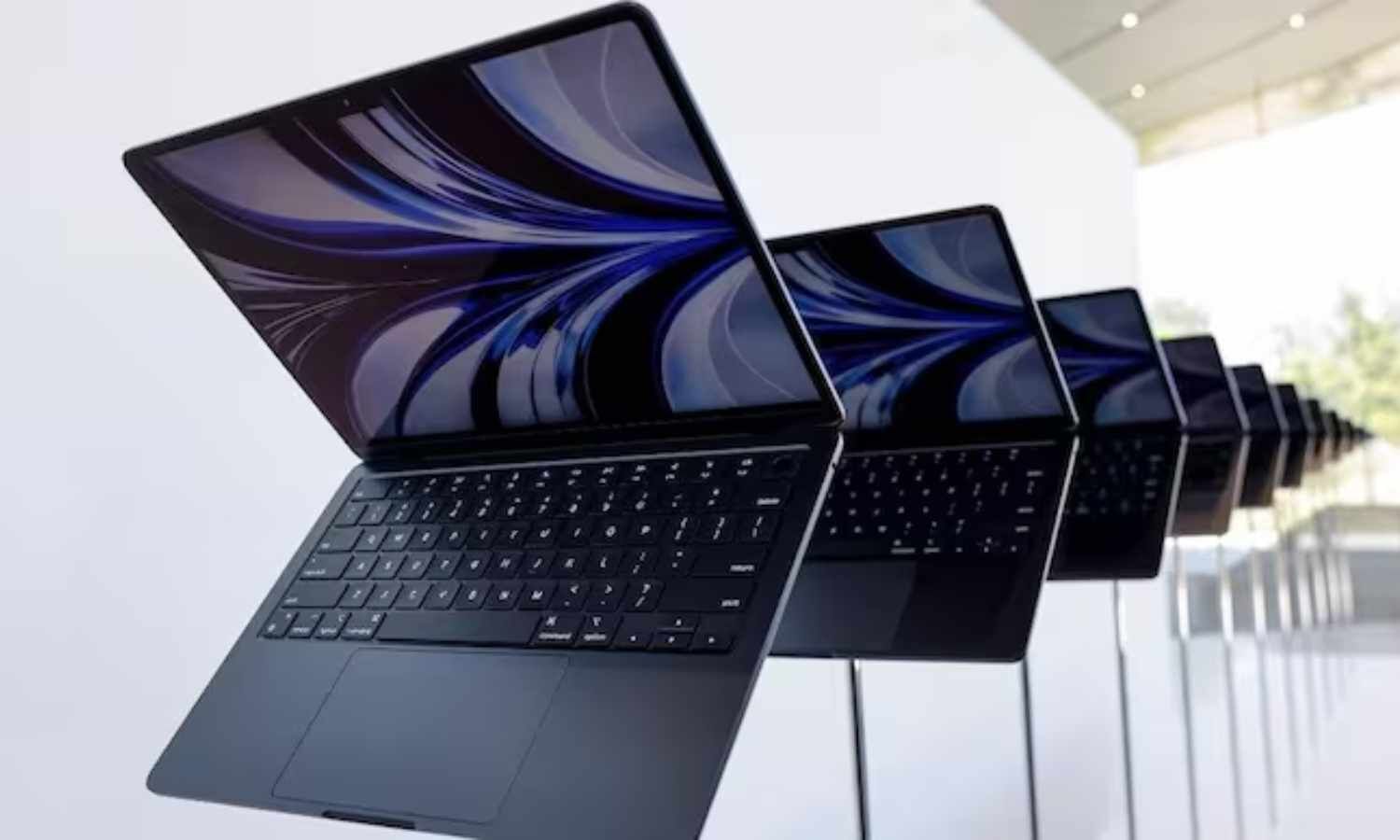 Apple Set To Launch New Macbook Air And Mac Studio With M4 Chips