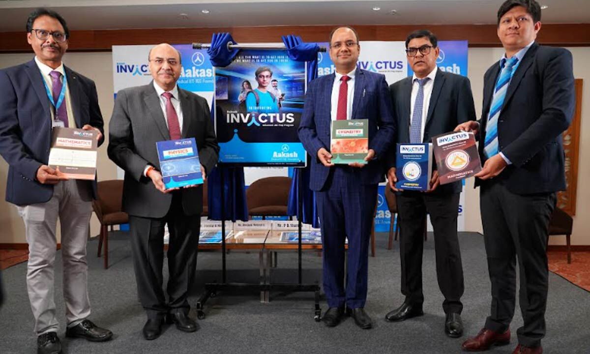 Aakash Educational Services Limited Launches Aakash Invictus – The ...