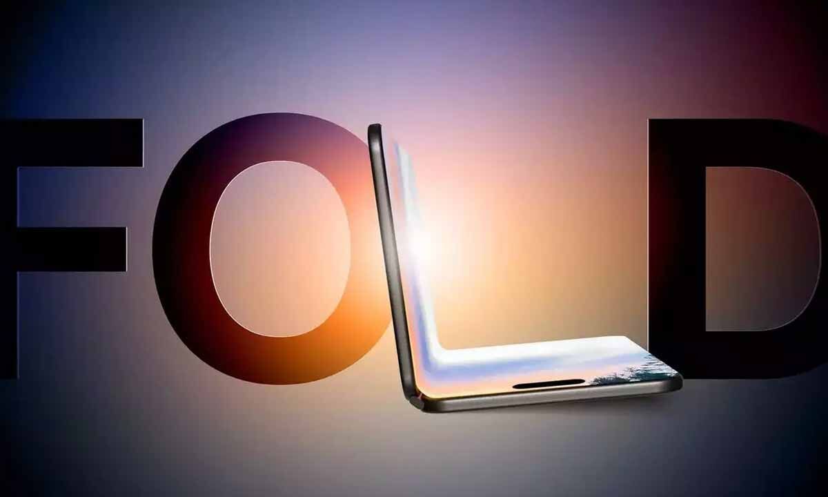 Apple’s First Foldable iPhone May Launch in 2026, Priced Over ₹1.73 Lakh