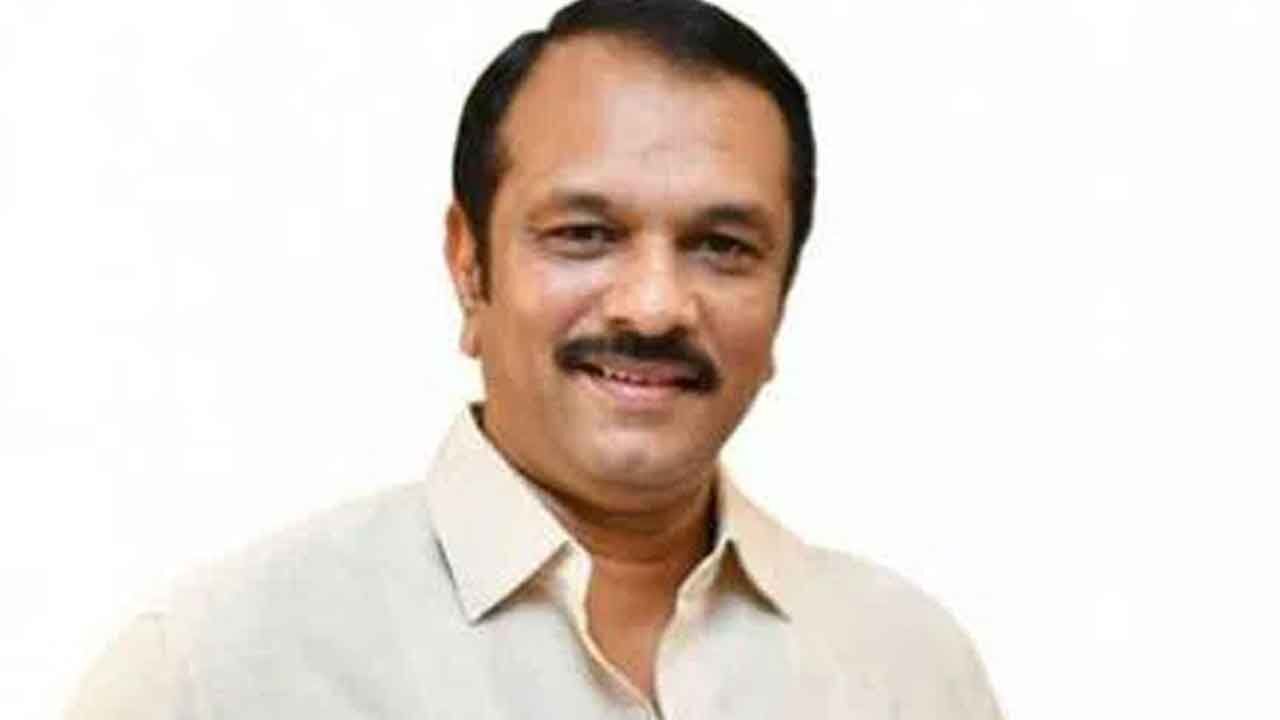BRS MLA Sudheer Reddy booked for casteist remarks