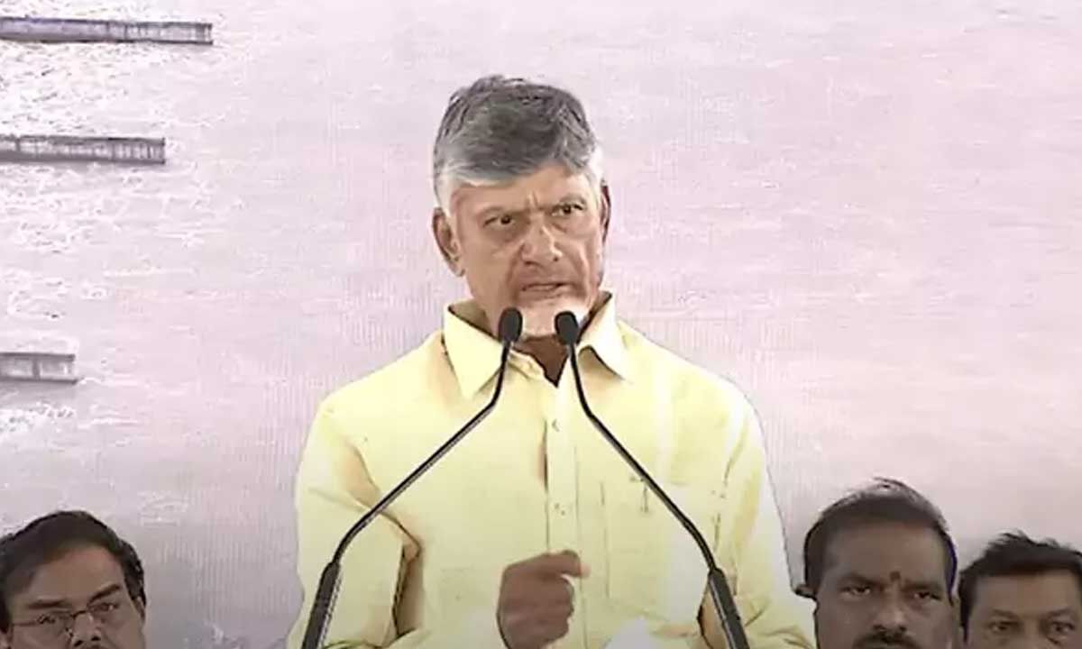 CM Chandrababu inspects polavaram project, learns displaced people's ...