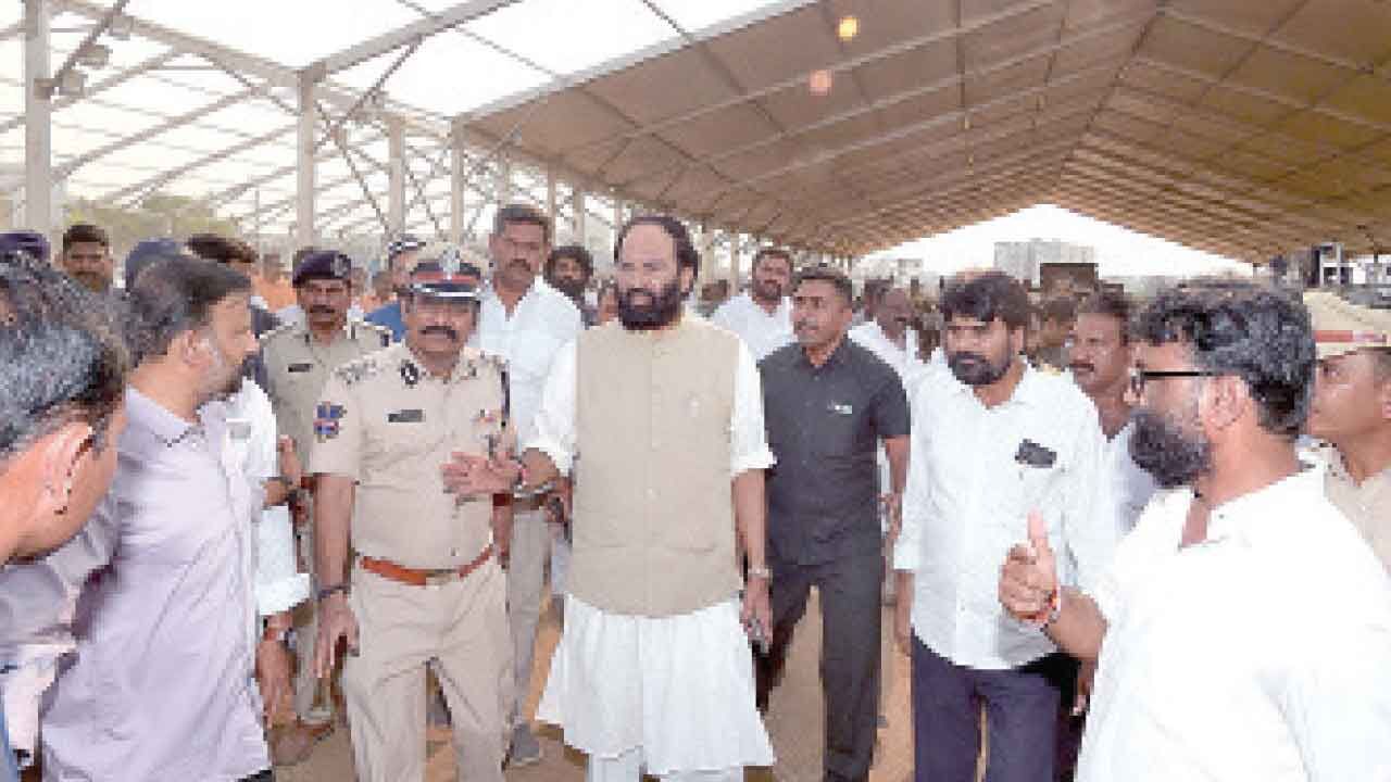 Huzurnagar braces for launch of fine rice scheme tomorrow