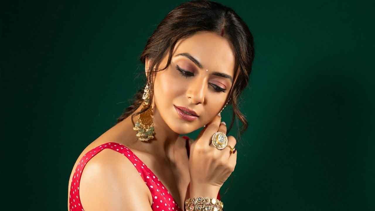 Rakul Preet Singh advocates respectful dressing for temple visits