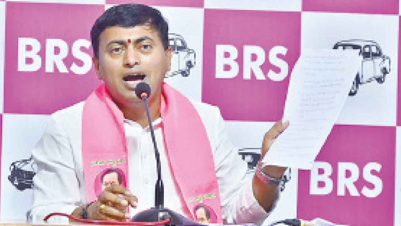 BRS alleges irregularities in grading of Group-I papers