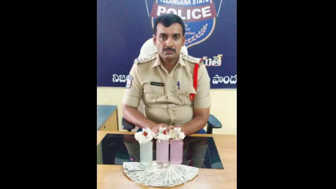 SI caught in ACB trap