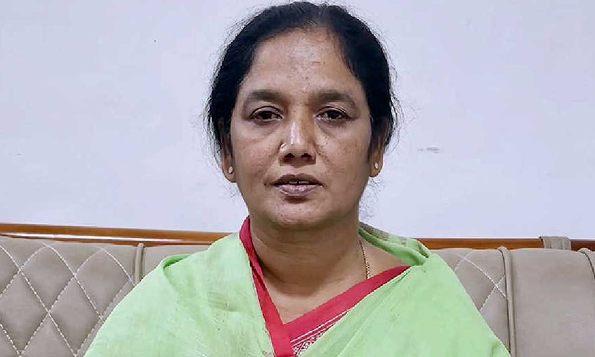 Jagan exploited condolence visit for political gain: MLA Sunitha