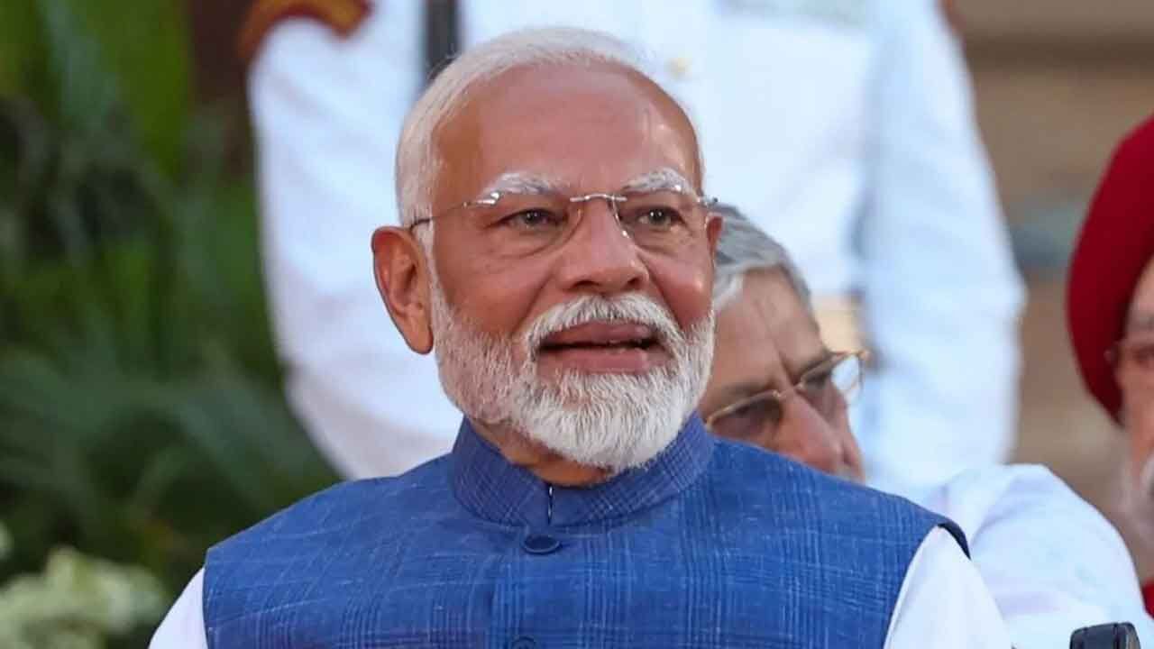 PM Modi arrives in MP, to participate in cultural programmes at ...