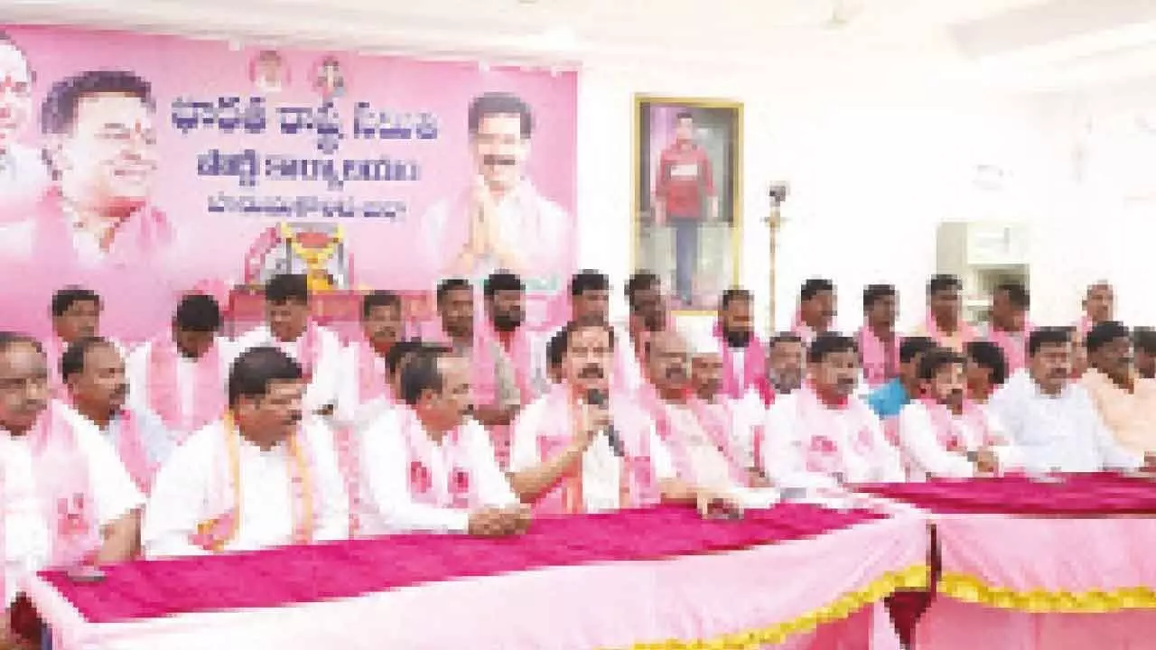 No one can match KCR, says Vinay Bhaskar