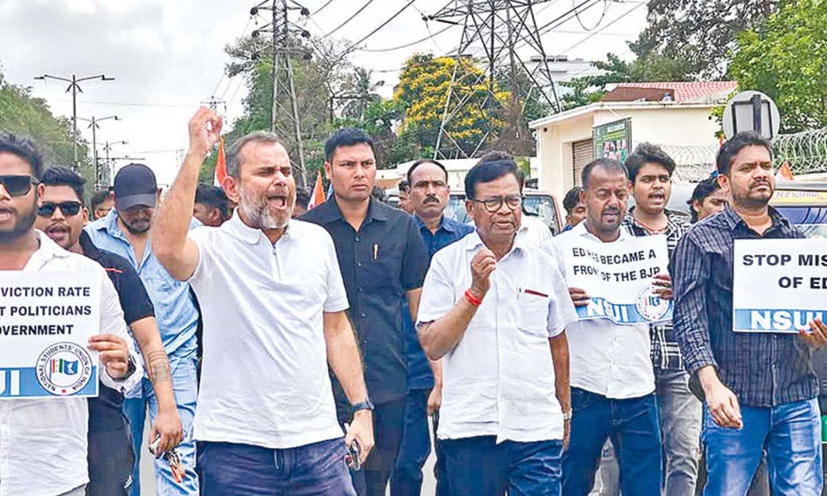 Congress leaders stage demo over ‘Herald’ case