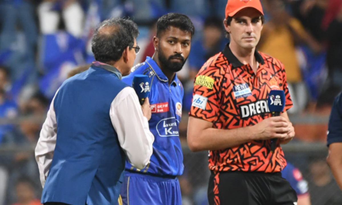 IPL 2025: Rohit starts on bench as Mumbai Indians elect to bowl first ...