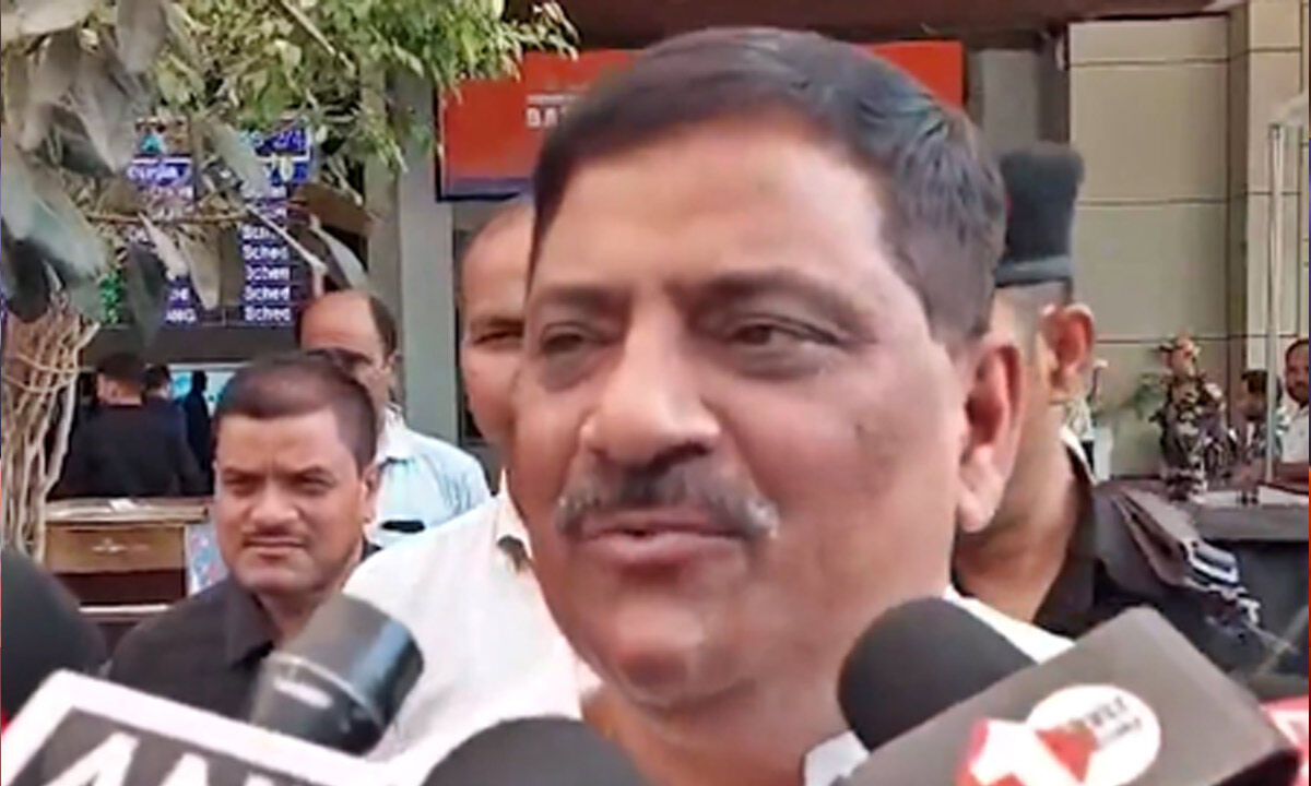 First explain land-for-jobs scam: JD(U) leader Sanjay Jha hits back at ...