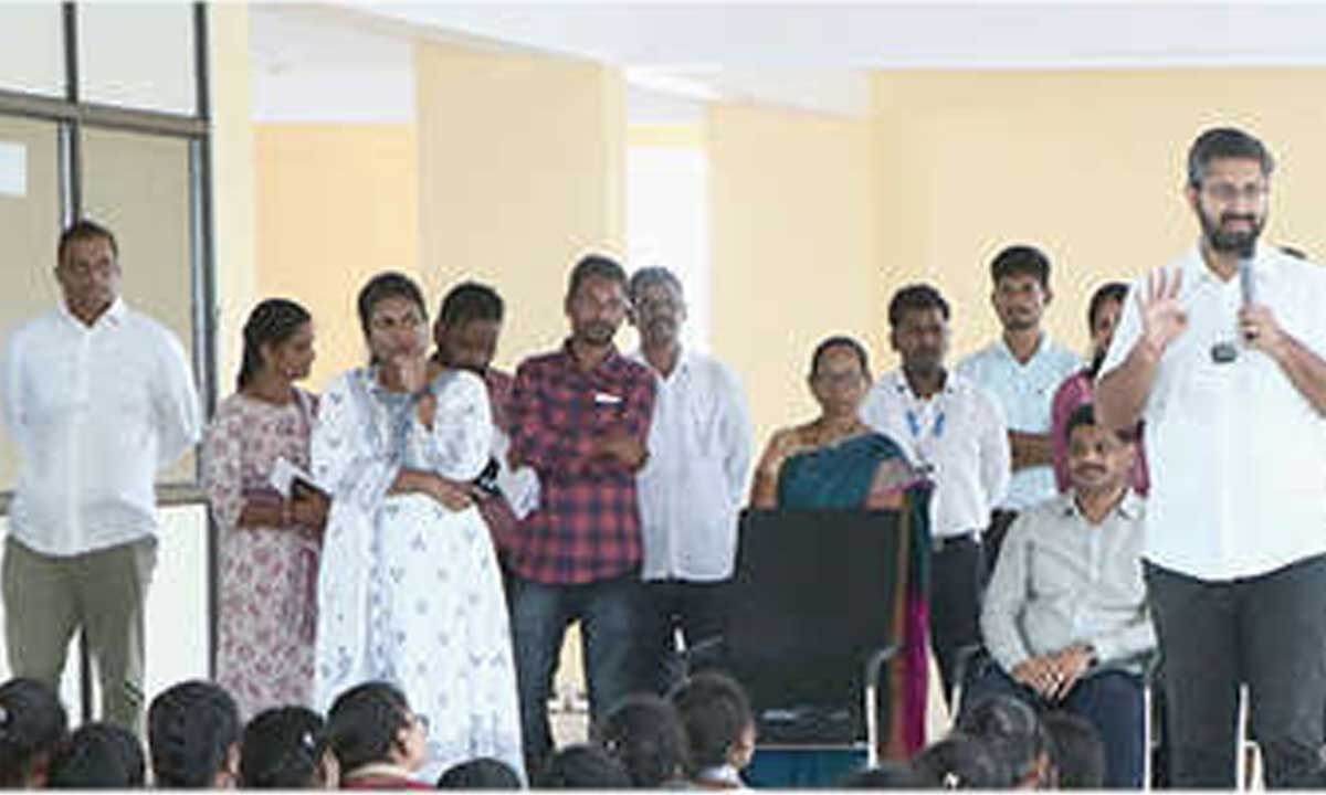 MP makes surprise visit to SEEDAP Centre