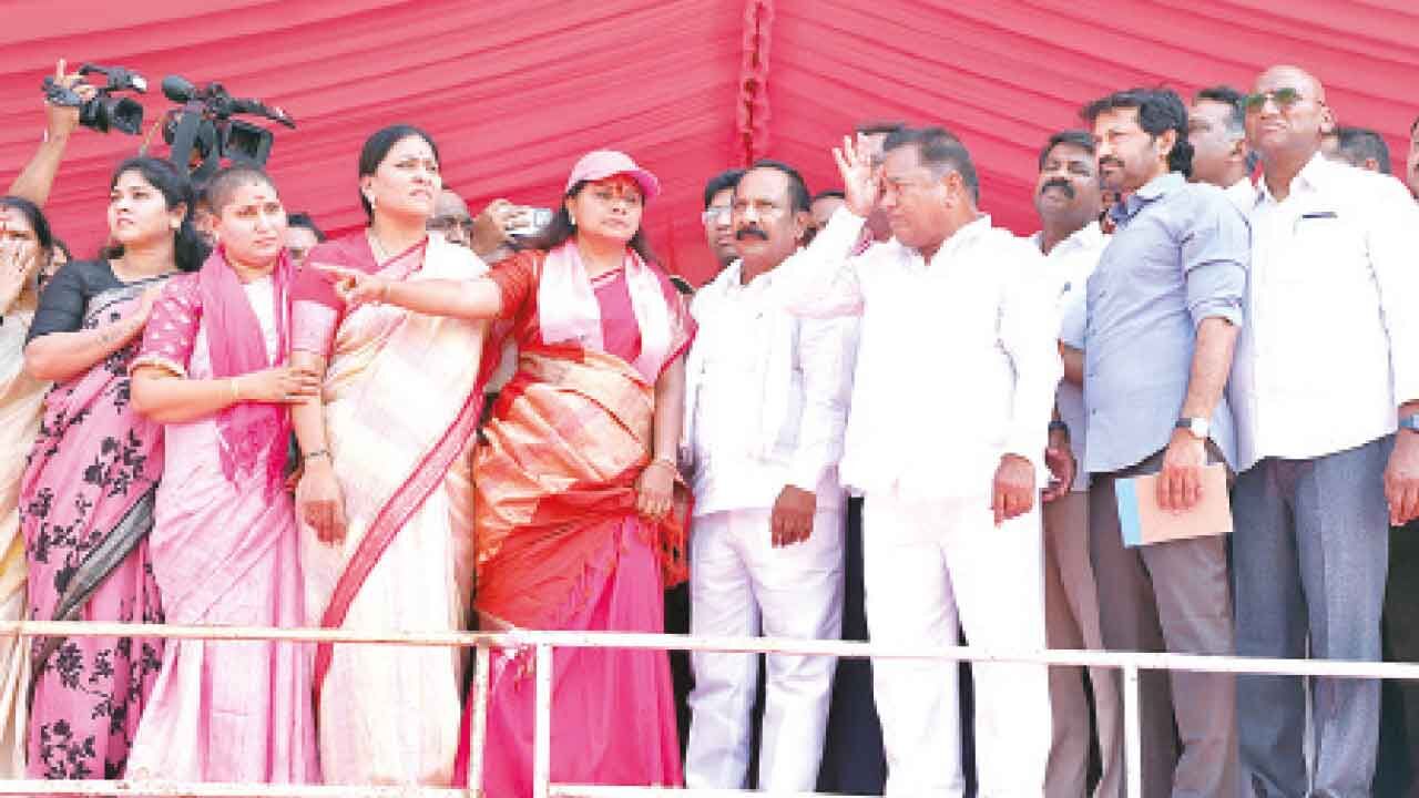 It’s time to expose Congress: Kavitha