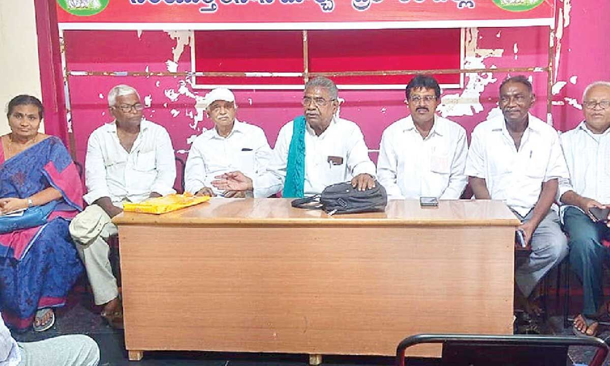 Farmers demand fair price for black burley tobacco