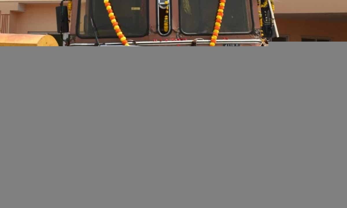 Adani Cement Donates 520 Bags to Jogulamba Bala Brahmeshwara Temple in ...