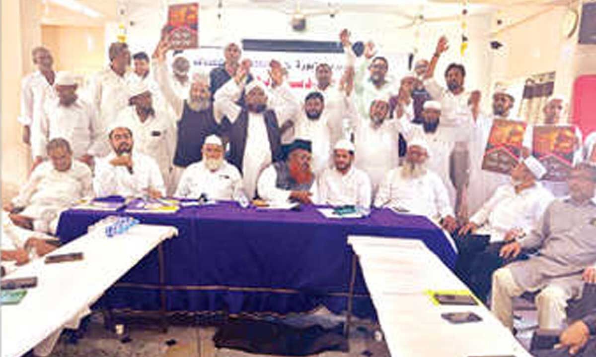 Innovative protest opposing Wakf Act today