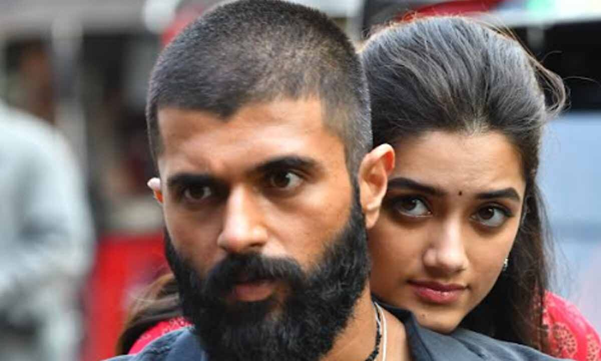 Kingdom Movie Release: 75-Foot Vijay Deverakonda Cutout Stuns Hyderabad ...