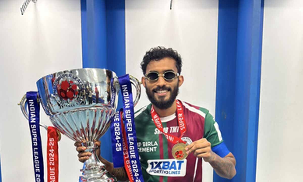 Subhasish Bose and Soumya Guguloth clinch AIFF Player of the Year honours