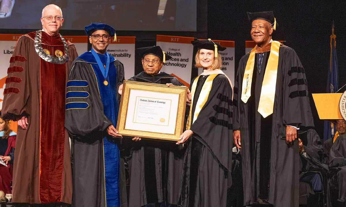 Rochester confers honorary doctorate on VIT founder