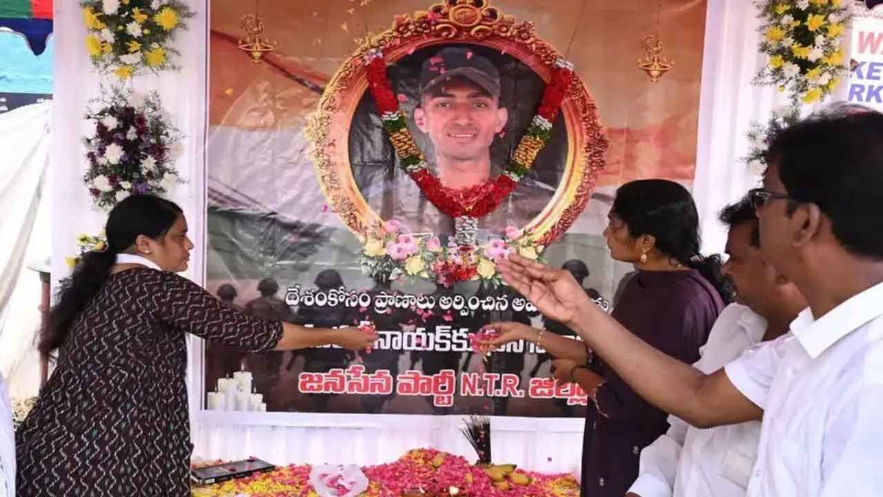 Jawan Murali Naik funeral held with state honours in Sri Satya Sai district