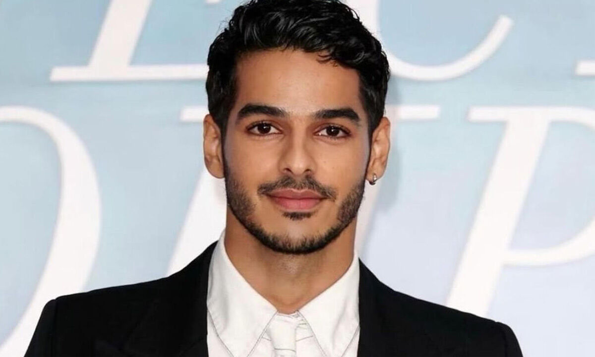 Ishaan Khatter says Zeenat Aman ‘deserved the most royal treatment’ while filming The Royals