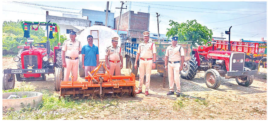 Police arrest suspect in agricultural machinery theft cases