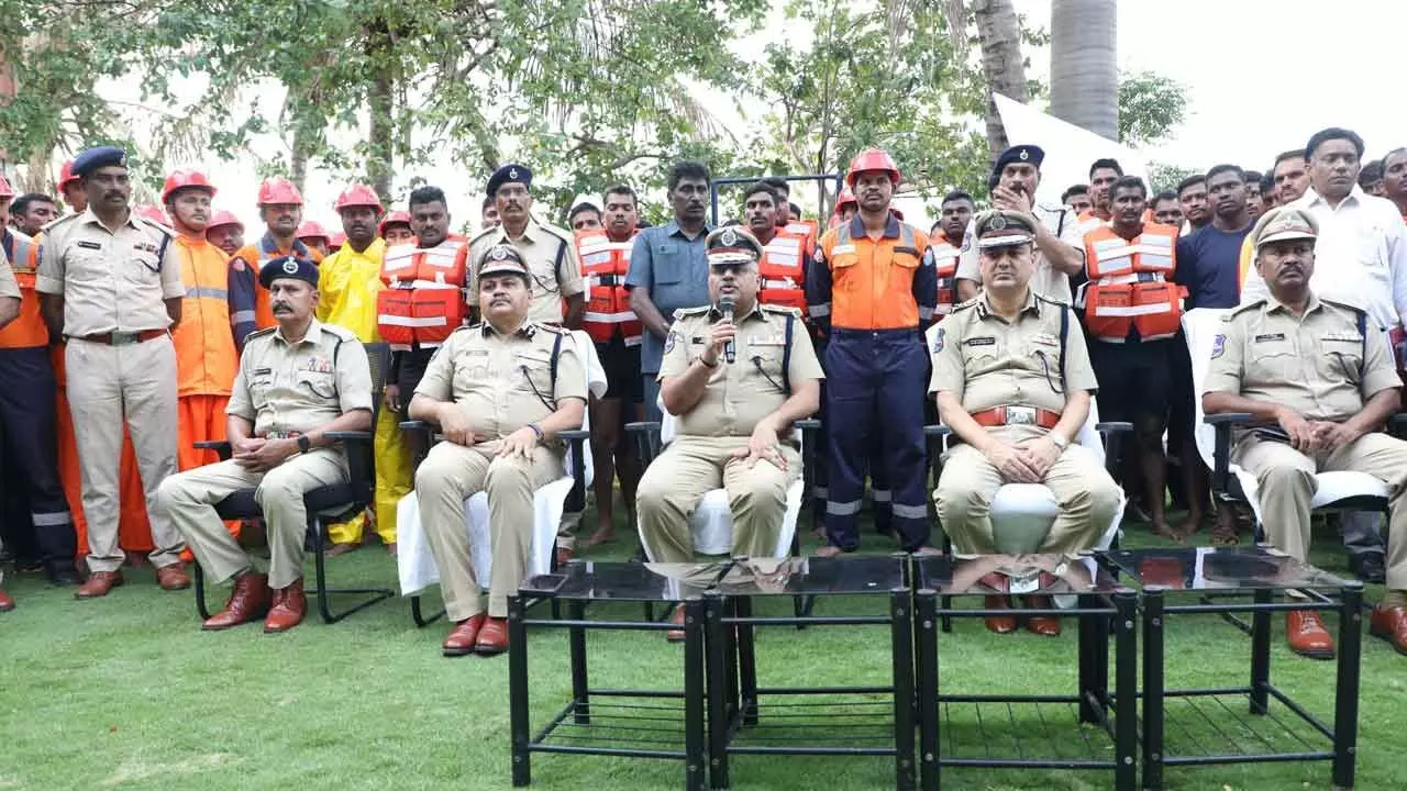 State DGP witnesses SDRF demo by TGSP personnel