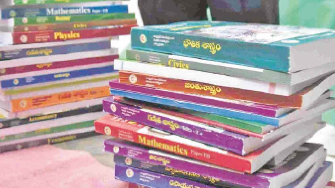 No delay in textbook supply to sarkari school students in TG