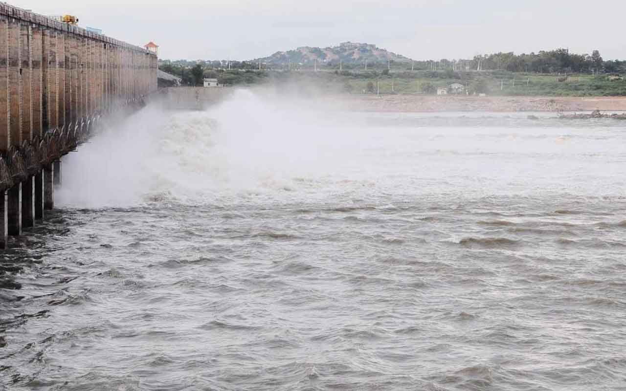 Water Levels Rise in PJP Dam with 14,000 Cusecs Inflow; Outflows Remain ...