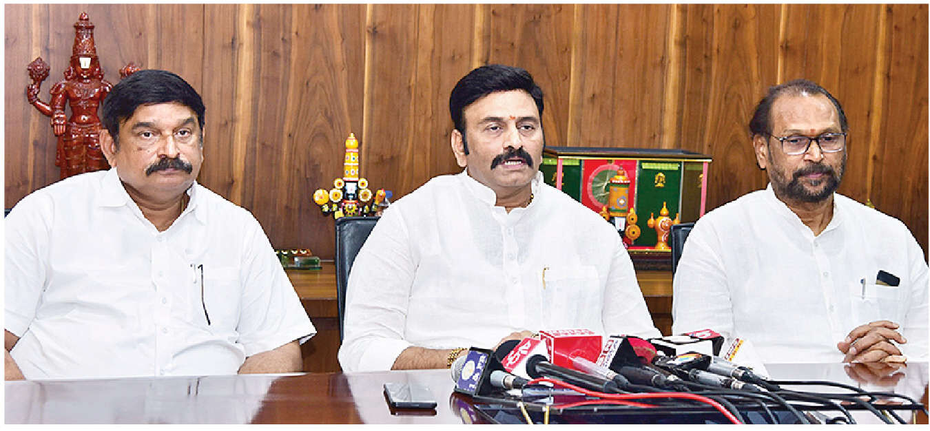 Delink white ration cards with Aadhaar: Raghurama