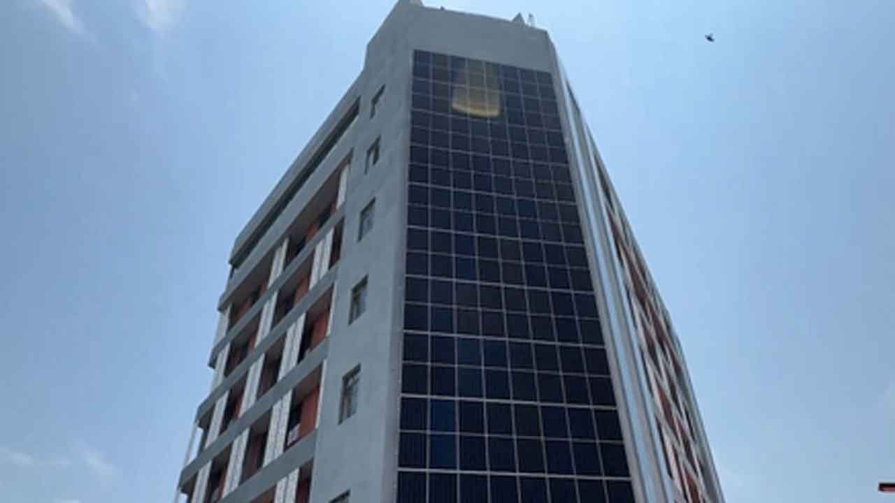 Devendra Fadnavis inaugurates new administrative building of MEDA in Pune