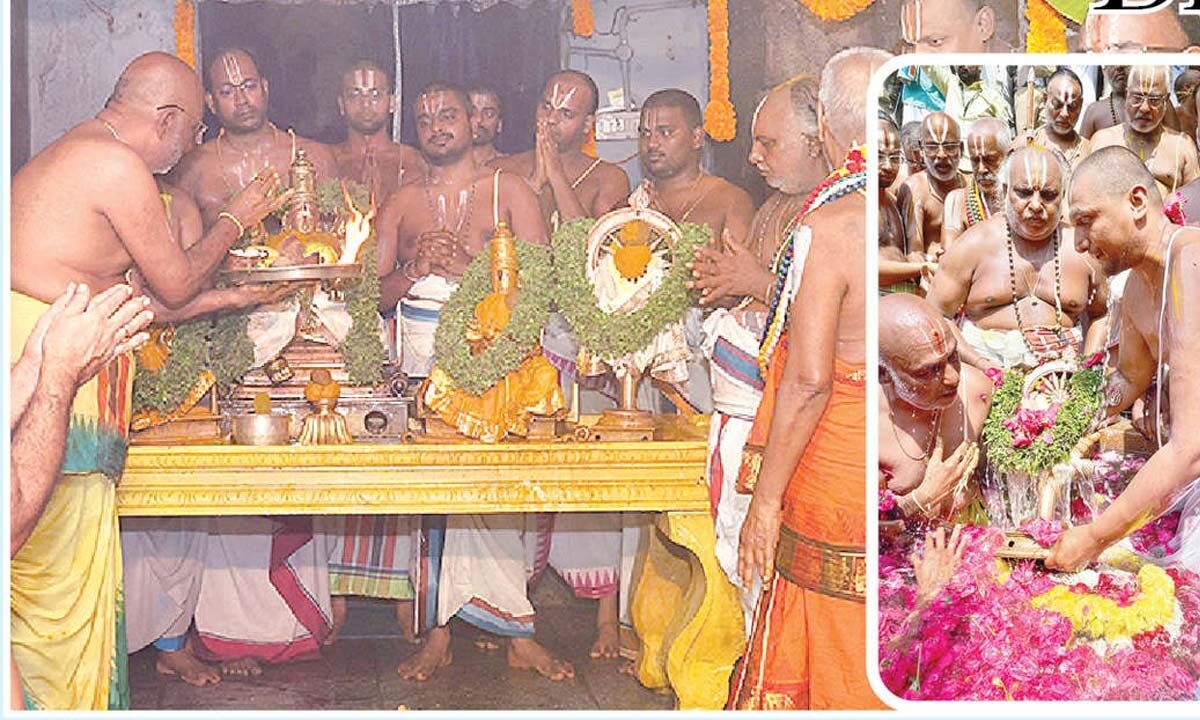 Brahmotsavams conclude with Chakra Snanam