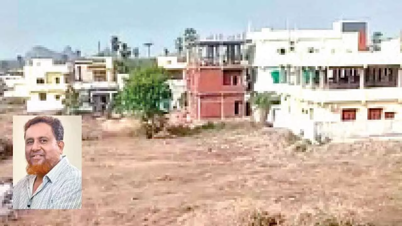 3 booked for creating fake survey numbers