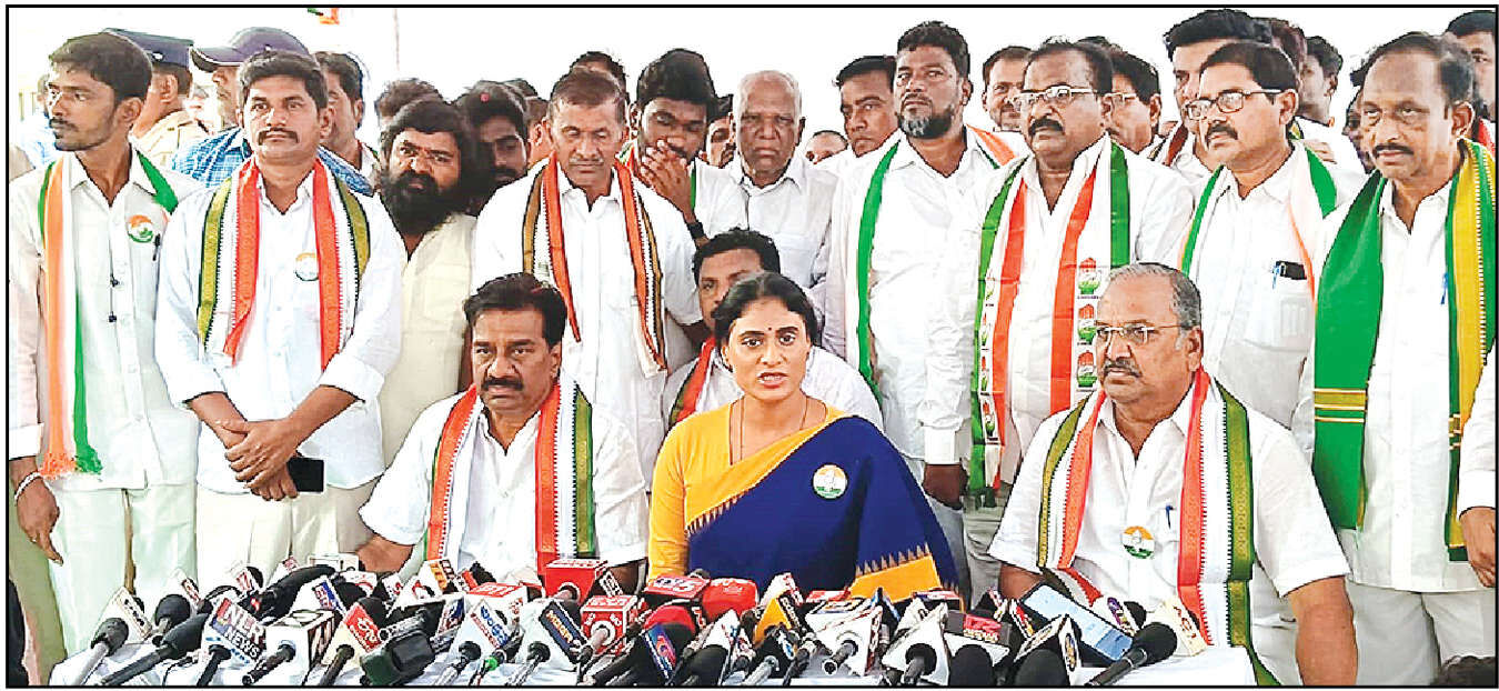 Naidu’s ‘Super Six’ a ‘super flop’, says Sharmila