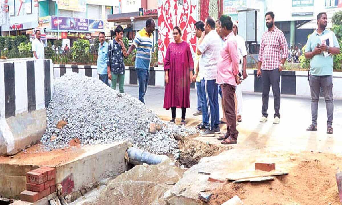 Complete pending development works