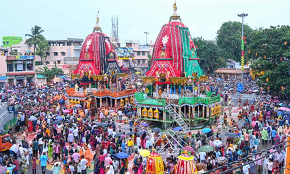 Rath Yatra stampede: Two senior police officials suspended over ...