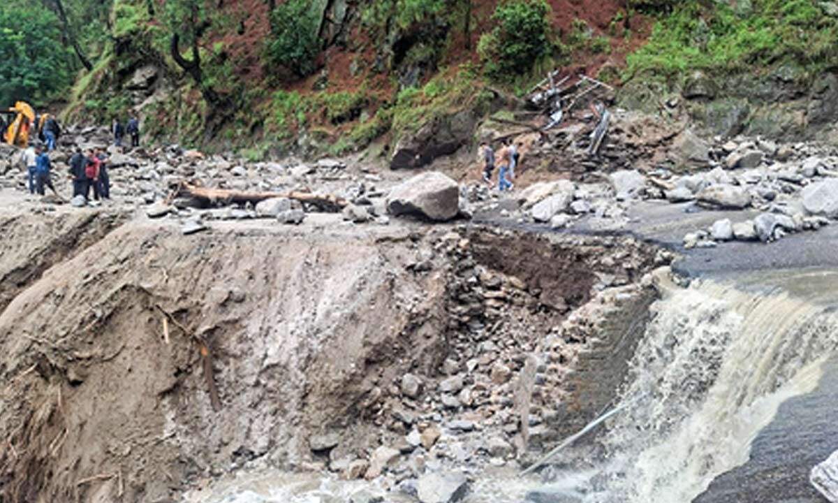 Himachal battles monsoon fury: 1 dead, several missing in Mandi after cloudbursts and landslides