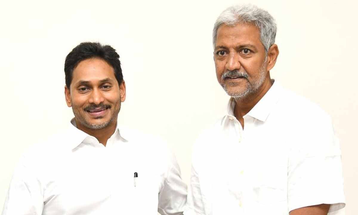 Former MLA Vallabhaneni Vamsi meets YS Jagan after release from jail