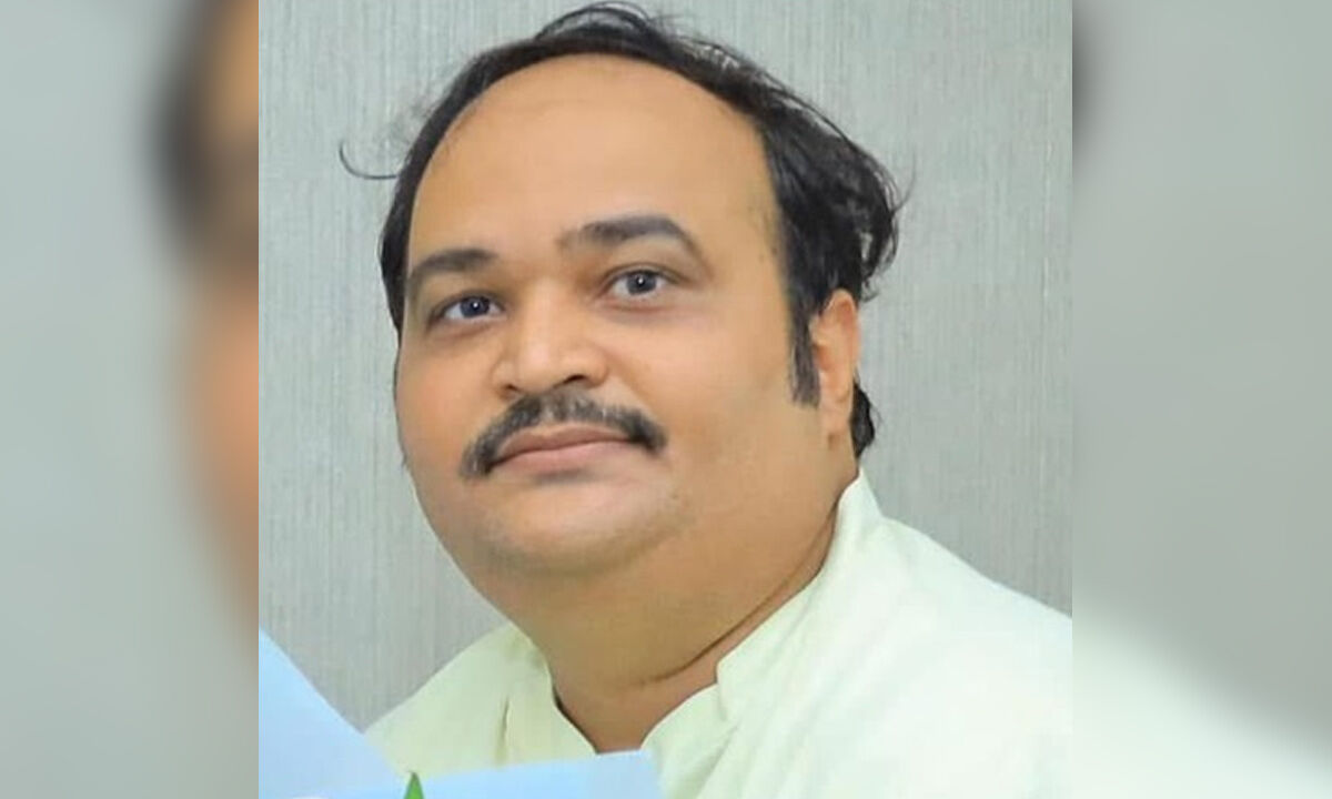 Shiv Sena-UBT don’t support any kind of assault: Anand Dubey slams ...