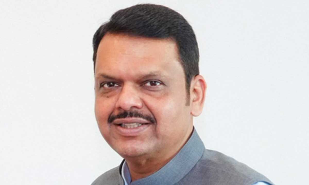 CM Fadnavis terms Uddhav Thackeray's speech 'rudali'