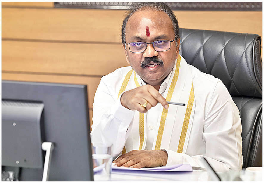 Utilise tech to ensure timely darshan for devotees: EO