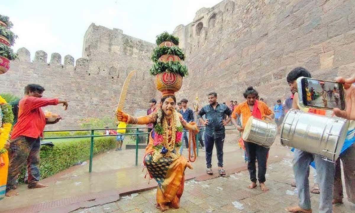 Fifth Bonam presented to goddess Sri Jagadambika Yellamma at Golconda Fort