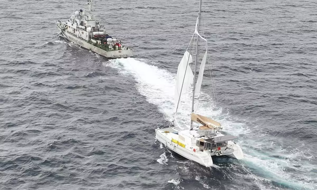 ICG rescues two crew members from stranded US sailing vessel