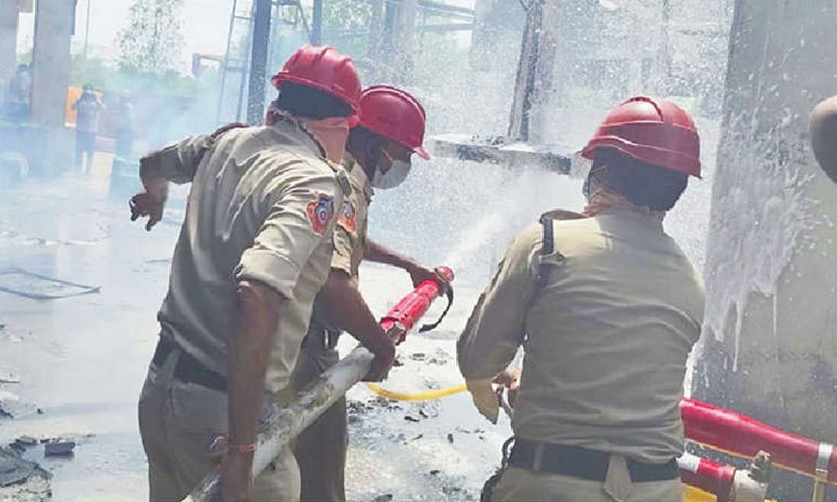 2 hurt after reactor explodes at Renigunta industrial estate