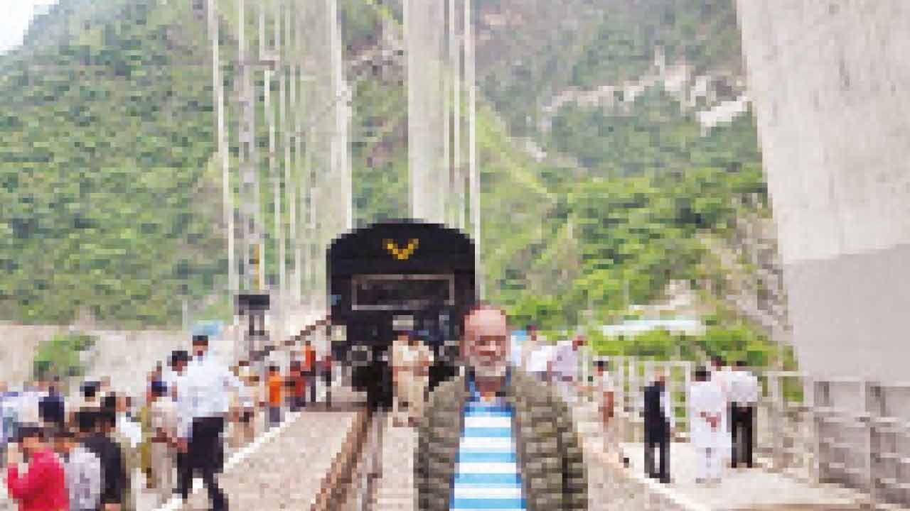 Laxman shares his visit to iconic Anji Bridge in J&K