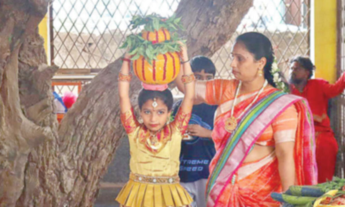 Bonalu celebrations held grandly at Sunnam Cheruvu Katta Maisamma temple