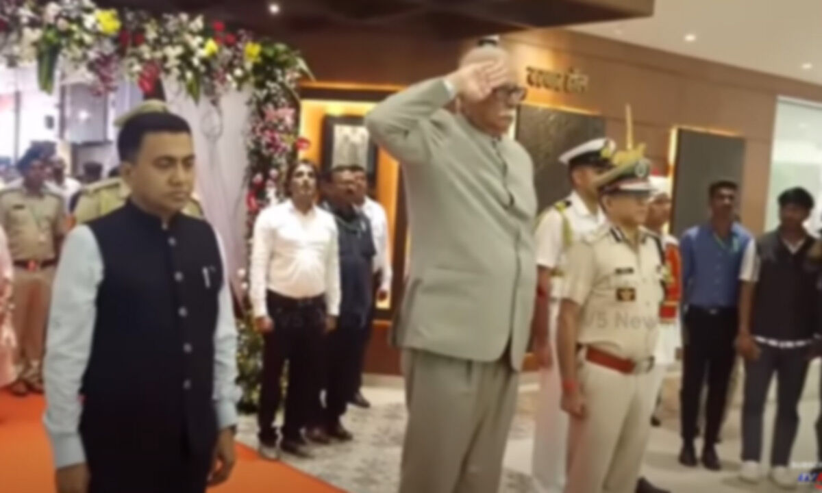 Pusapati Ashok Gajapathi Raju Sworn in as Governor of Goa