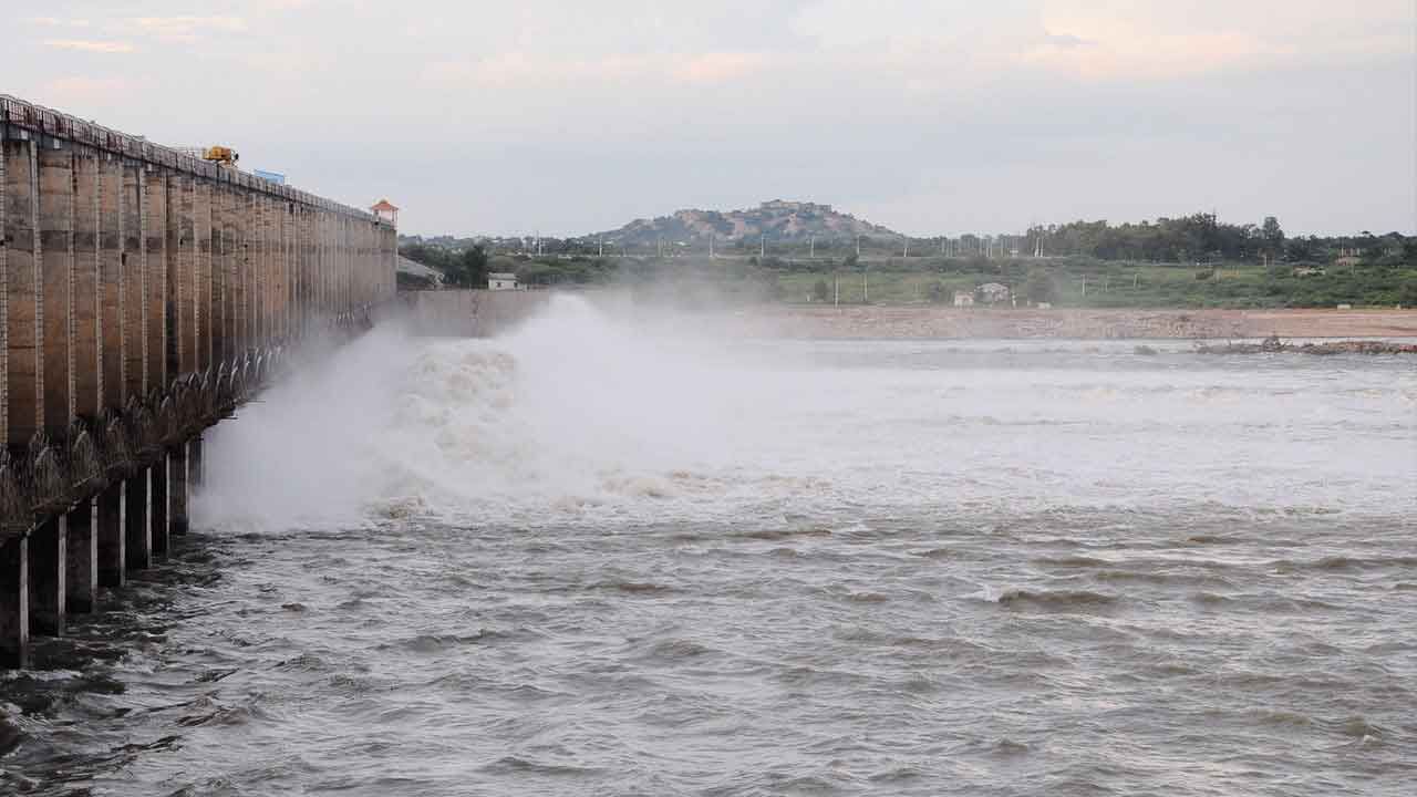 Flood Flow increased to Sunkesula reservoir, 12 gates lifted